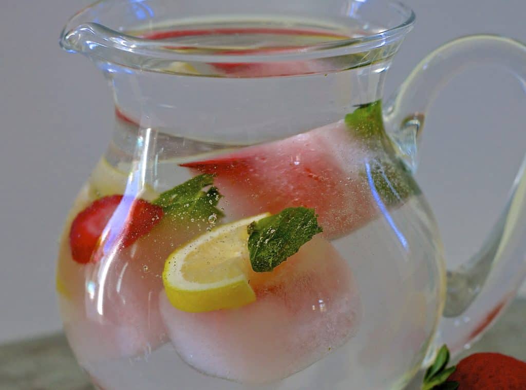 How to Drink More Water - The Domestic Dietitian