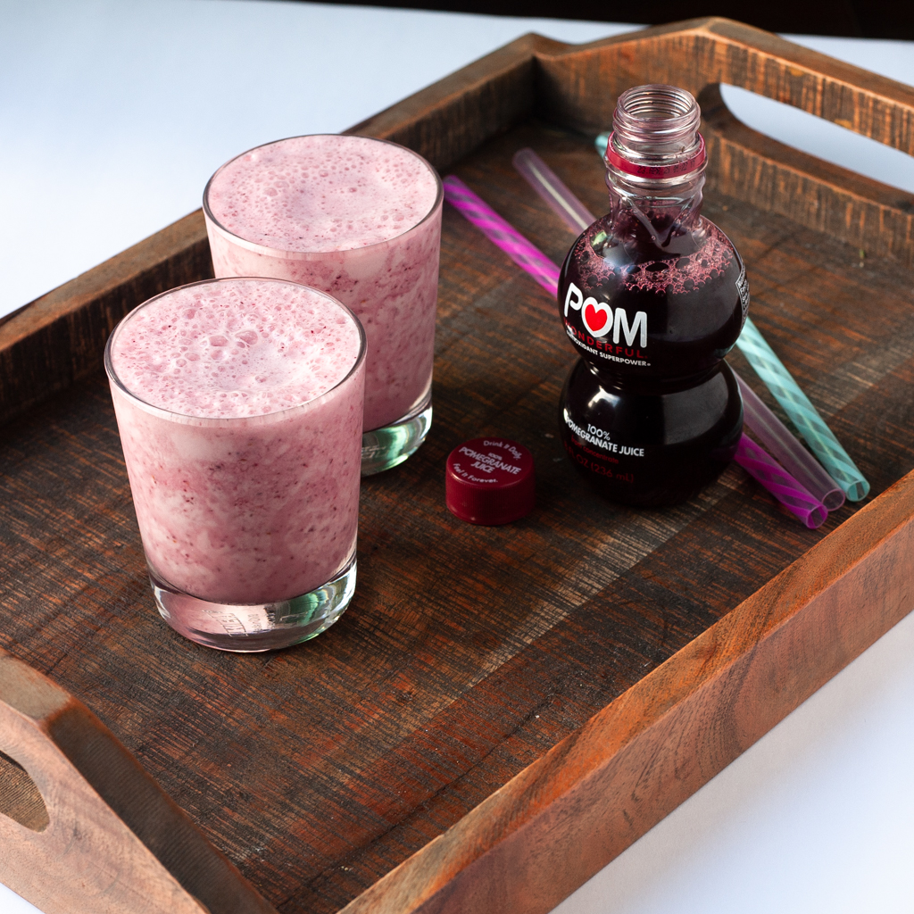 Chia Pomegranate Smoothie - Mediterranean Diet - The Domestic Dietitian