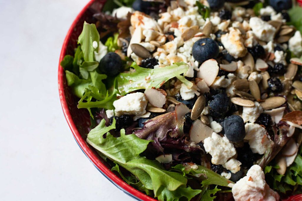 Deliciously Easy Lunch Salad Recipe - Mediterranean Diet